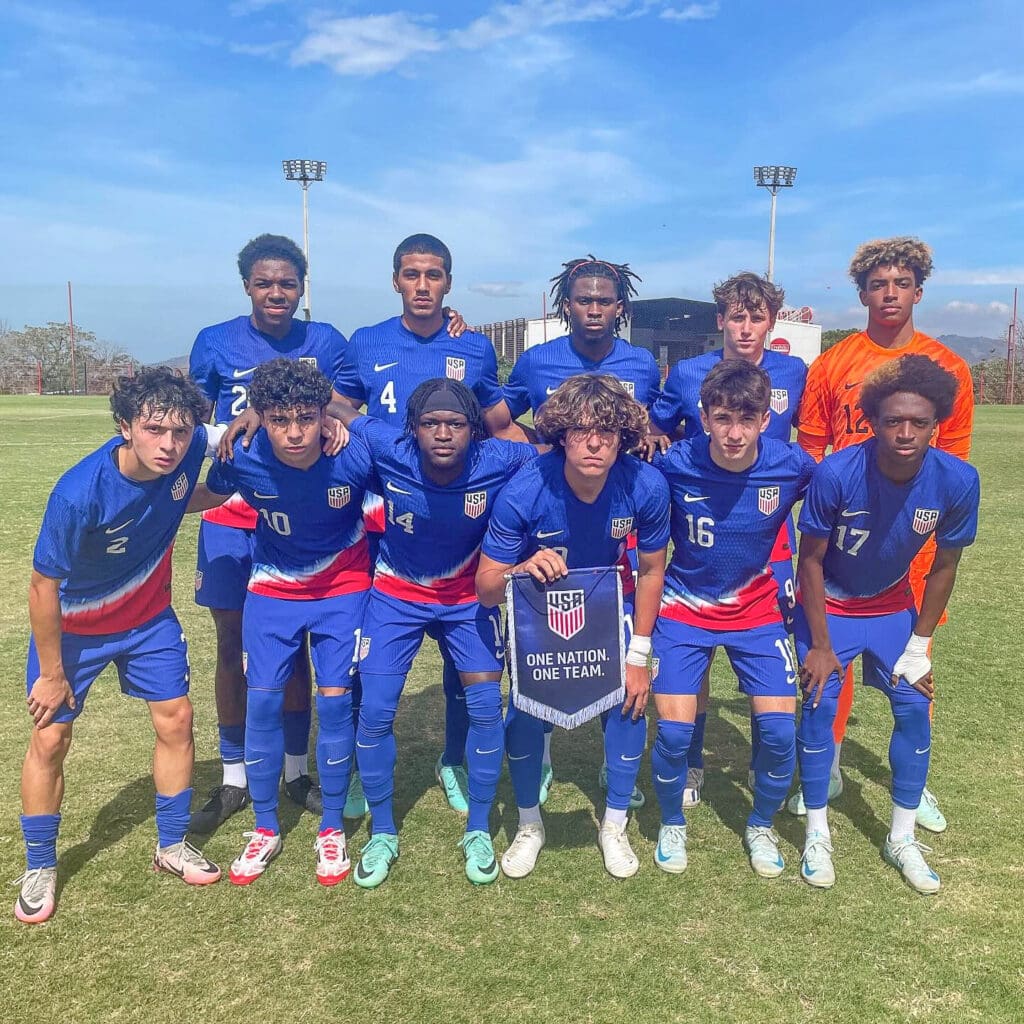 Boston Bolts FC – One Shirt. One Club